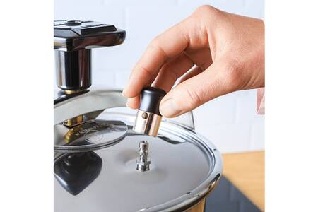 Autocuiseur Seb Cocotte-minute Authentique Eco-Design 9 L P0534900 | Darty