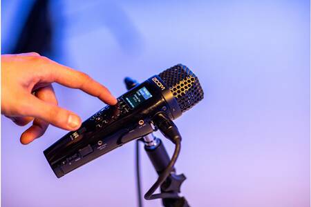 Dictaphone Zoom M4 MicTrak - Enregistreur 4 pistes 32 Bits au format ...