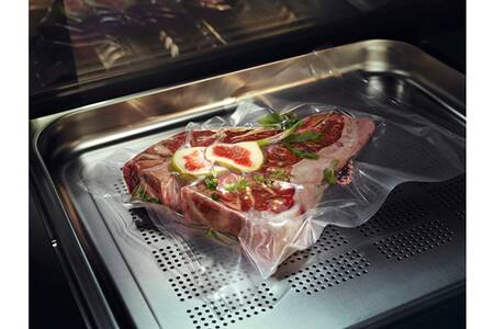 Four encastrable Miele DGC 7645 HC PRO IN | Darty