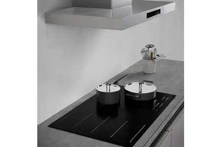 Plaque induction Smeg SI1F7845B | Darty