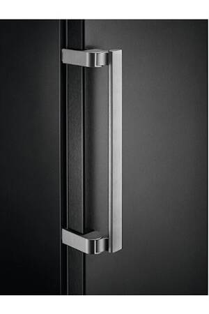 Réfrigérateur 1 porte Aeg RKB738E5MB | Darty