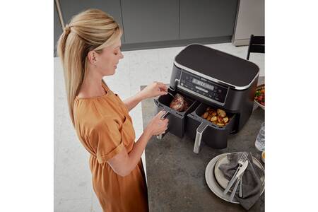 Friteuse sans huile Ninja sans huile Foodi MAX DualZone avec systeme Smart Cook AF451EU | Darty