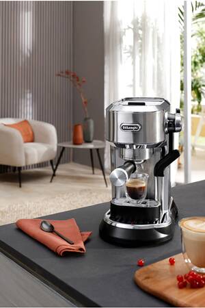 Expresso Delonghi EC950M Dedica Maestro plus | Darty