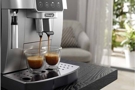 Expresso avec broyeur Delonghi MAGNIFICA START FEB22.31.SB SILVER ET NOIR | Darty