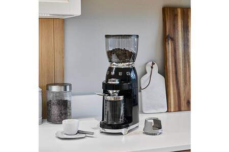 Moulin à café Smeg CGF01BLEU NOIR | Darty