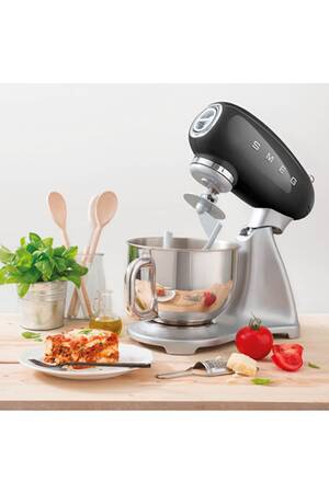 Robot pâtissier Smeg SMF02BLEU noir | Darty