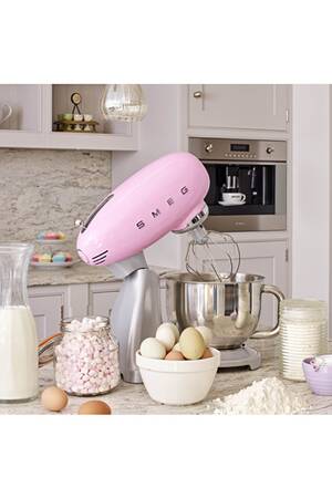 Robot pâtissier Smeg SMF02PKEU rose | Darty